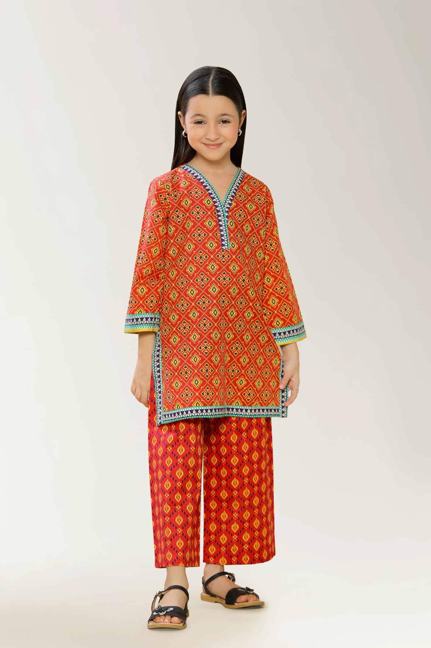 Printed Girls 2PC – Diners Pakistan