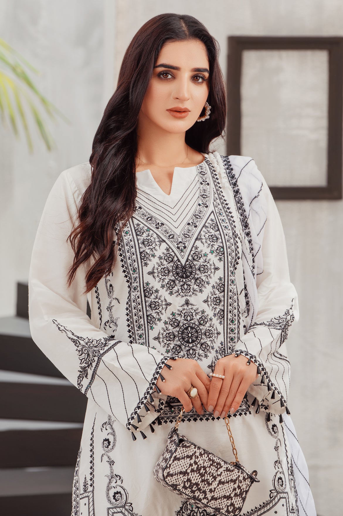 Monochrome Collection 2023 – Diners Pakistan